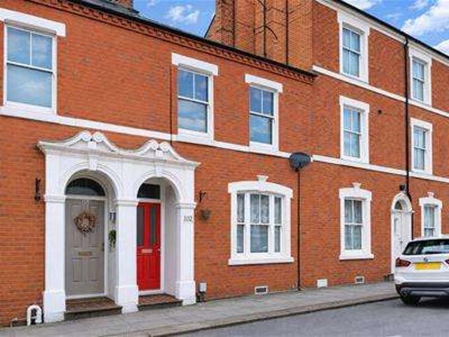 4 Bedroom Terraced House