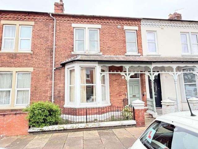 4 Bedroom Terraced House