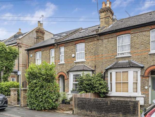 4 Bedroom Terraced House