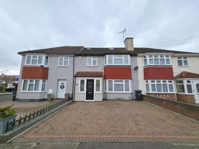 4 Bedroom Terraced House