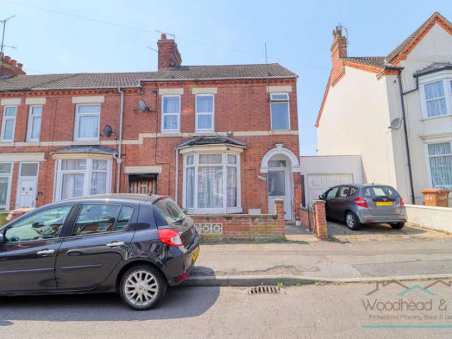 4 Bedroom Terraced House