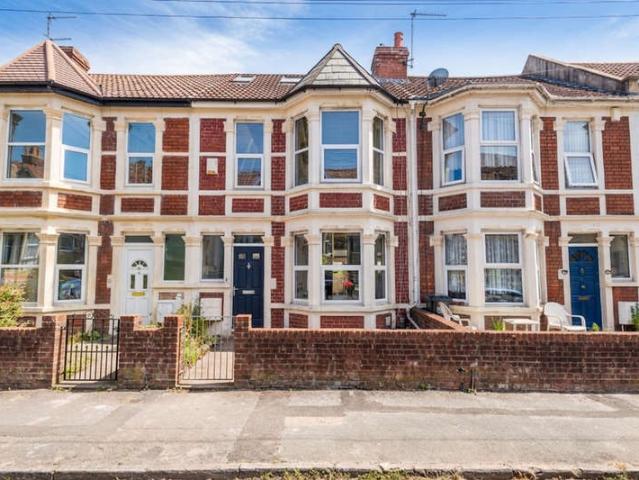 4 Bedroom Terraced House