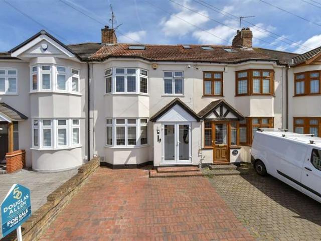 4 Bedroom Terraced House