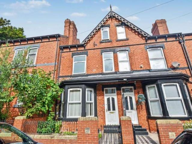 4 Bedroom Terraced House