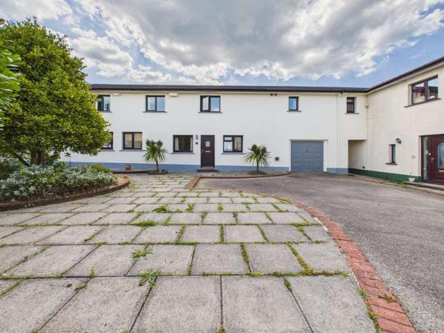 4 Bedroom Terraced House