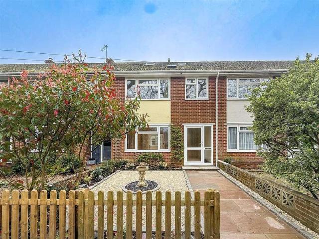 4 Bedroom Terraced House