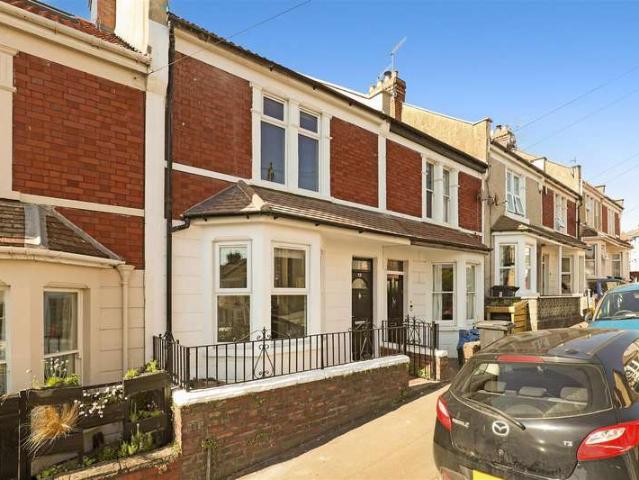 4 Bedroom Terraced House
