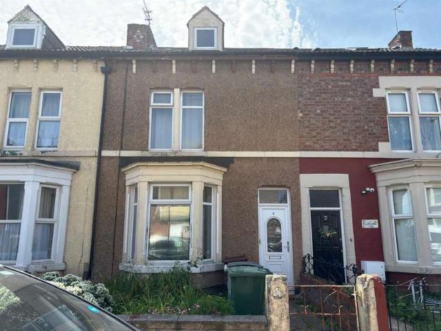 4 Bedroom Terraced House