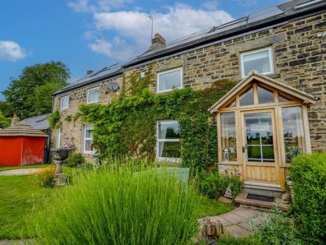 4 Bedroom Terraced House