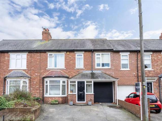 4 Bedroom Terraced House