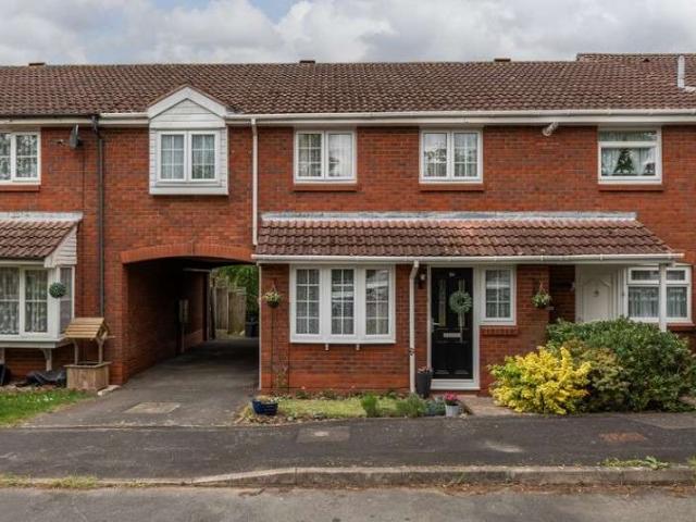 4 Bedroom Terraced House
