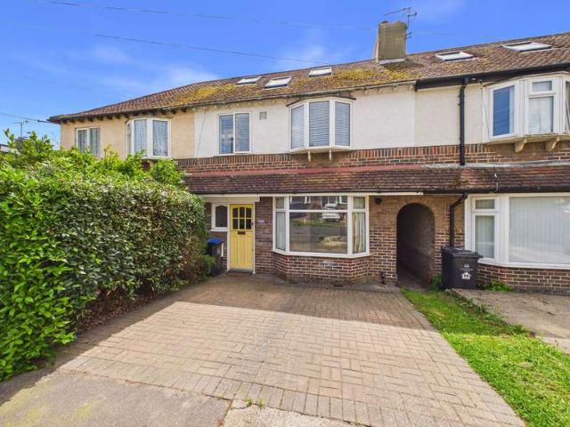 4 Bedroom Terraced House