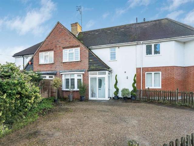 4 Bedroom Terraced House