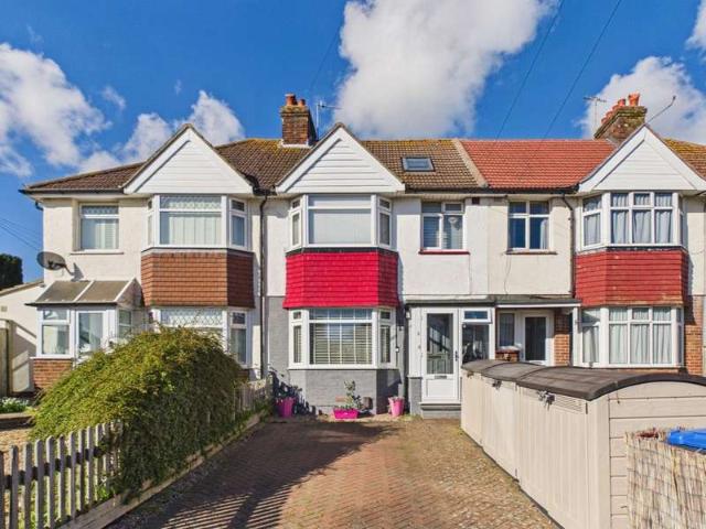 4 Bedroom Terraced House