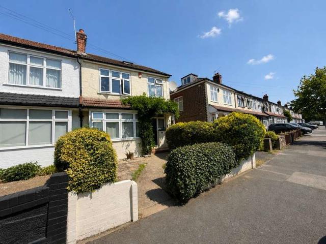 4 Bedroom Terraced House