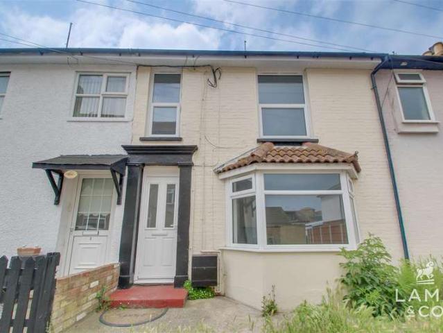 4 Bedroom Terraced House