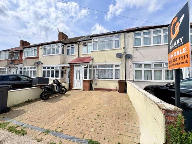 4 Bedroom Terraced House