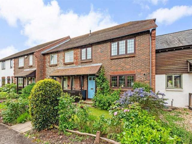 4 Bedroom Terraced House