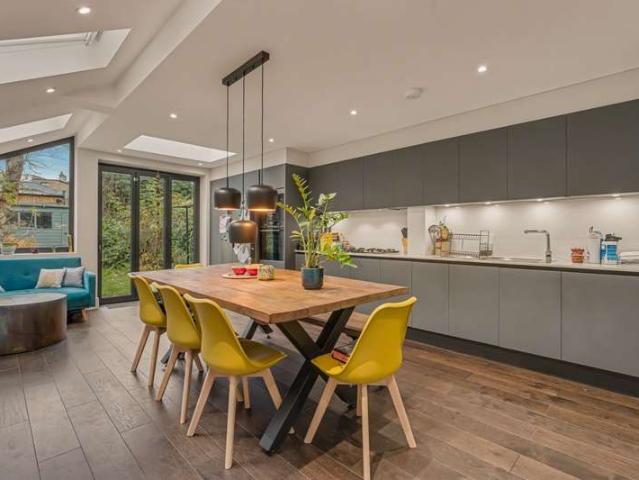 4 Bedroom Terraced House