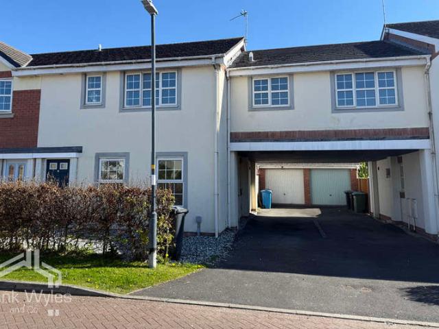 4 Bedroom Terraced House