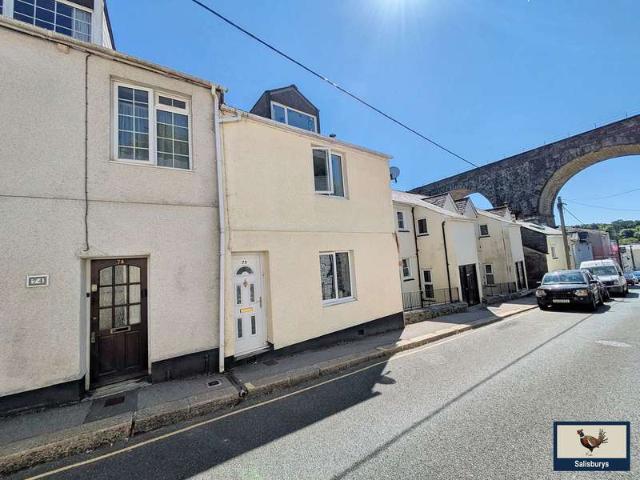 4 Bedroom Terraced House