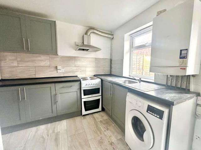 4 Bedroom Terraced House