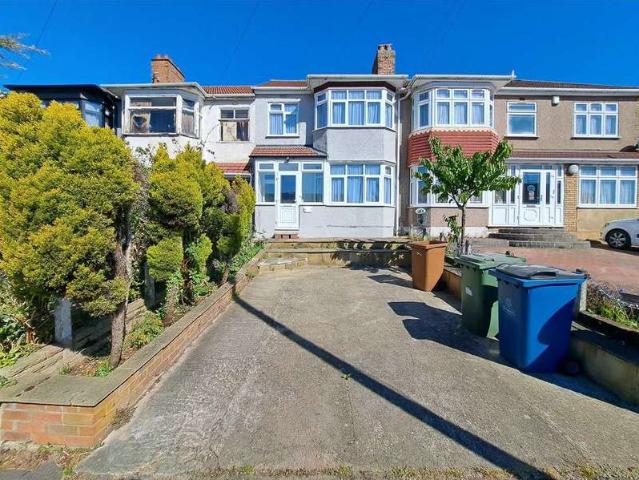 4 Bedroom Terraced House