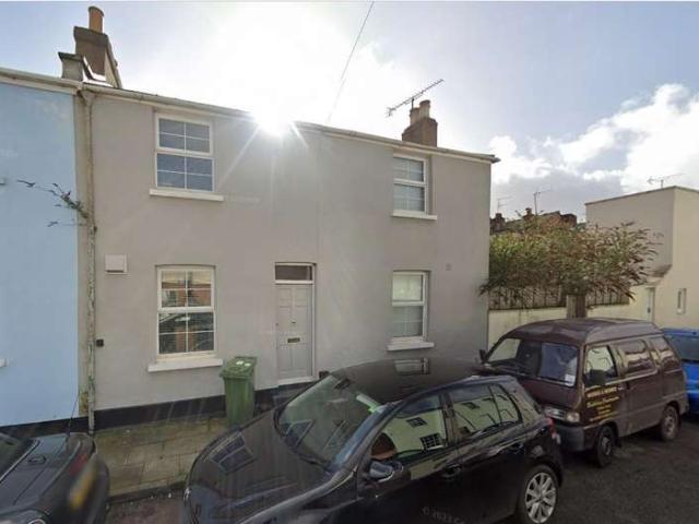 4 Bedroom Terraced House