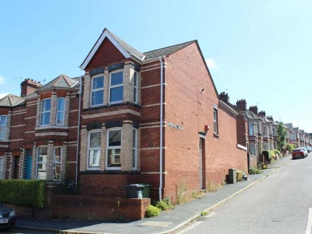 4 Bedroom Terraced House
