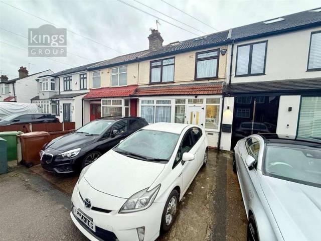4 Bedroom Terraced House