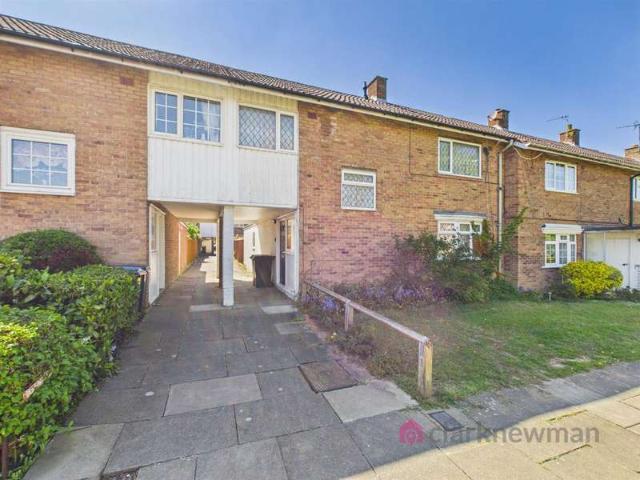 4 Bedroom Terraced House