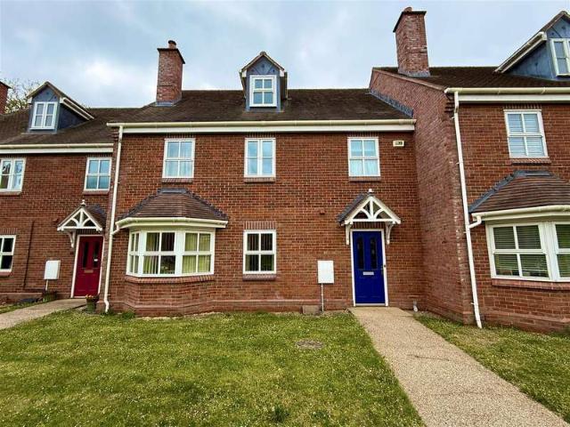 4 Bedroom Terraced House