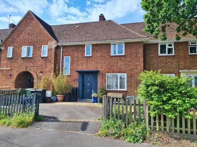4 Bedroom Terraced House