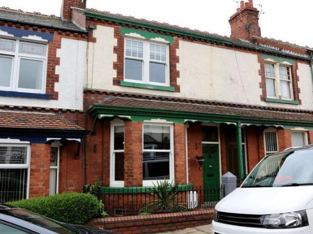 4 Bedroom Terraced House