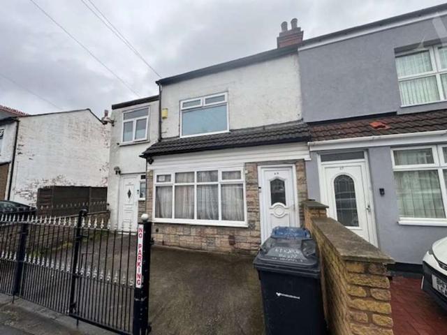4 Bedroom Terraced House