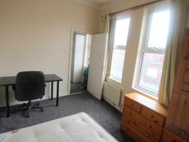 4 bedroom terraced house for rent in 148 Cardigan Road, Leeds, West Yorkshire, LS6