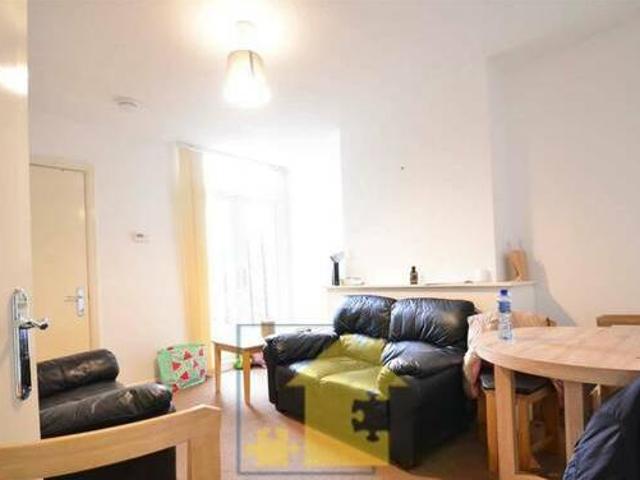 4 bedroom terraced house for rent in 2023 2024 ACADEMIC YEAR Fantastic 4 Double Bedroom 2 Bathrooms