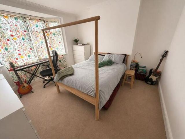 4 bedroom terraced house for rent in 4 Bedroom Terraced House – Hamilton Crescent, London N13