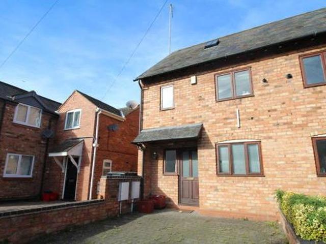 4 bedroom terraced house for rent in 55 Plymouth Place Leamington Spa CV31