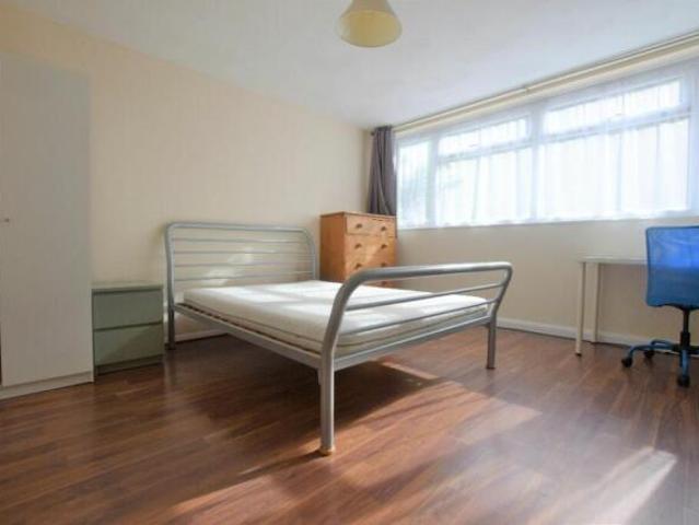 4 bedroom terraced house for rent in 8 Payton Mews 4 Bedroom Student Home CCCU, CT1