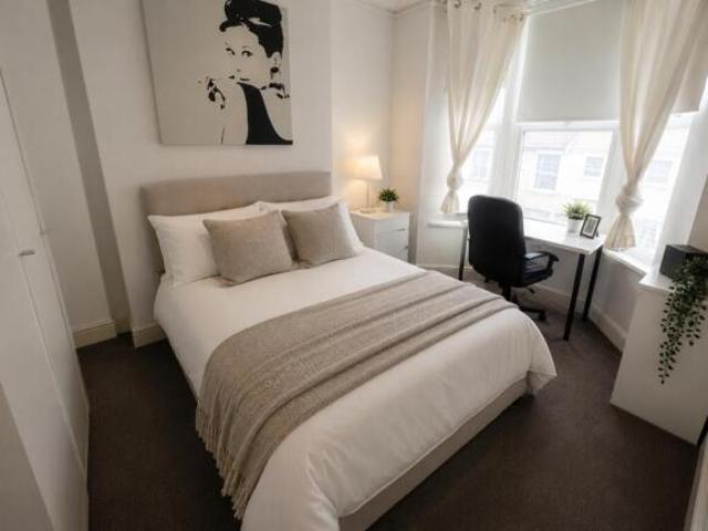 4 bedroom terraced house for rent in Cotswold Street, Liverpool, L7