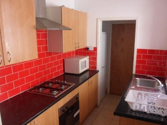 4 Bedroom Terraced House For Rent In Coventry, West Midlands