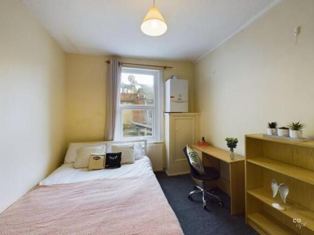 4 bedroom terraced house for rent in Coombe Terrace, Brighton, BN2
