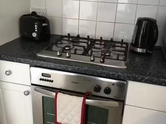 4 bedroom terraced house for rent in Cork Terrace, Lower Westo.