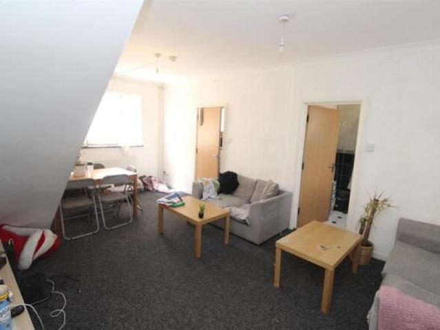 4 bedroom terraced house for rent in Cathays, Cardiff, CF24