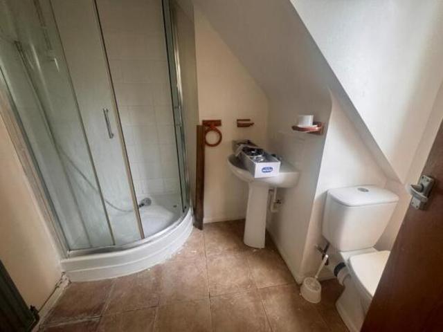 4 bedroom terraced house for rent in Cambria Crescent, Abington, Northampton NN3