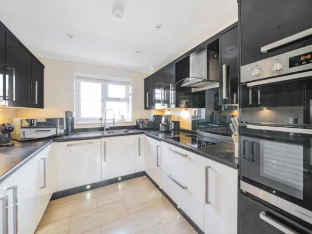 4 bedroom terraced house for rent in Captains Place, Southampton, Hampshire, SO14