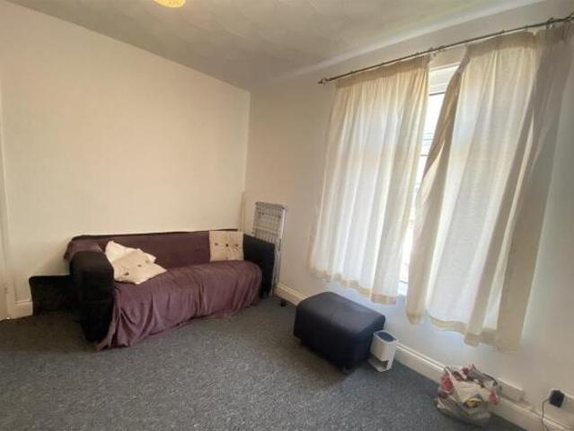 4 bedroom terraced house for rent in Castle Street, Inner Avenue, Southampton, SO14