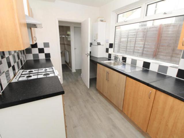 4 bedroom terraced house for rent in Cecil Road, Rochester, ME1
