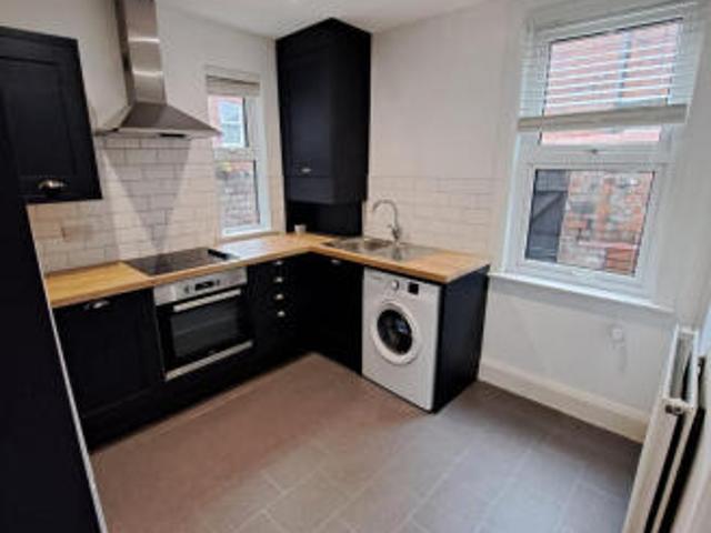 4 bedroom terraced house for rent in Charles Berrington Road, Liverpool, L15